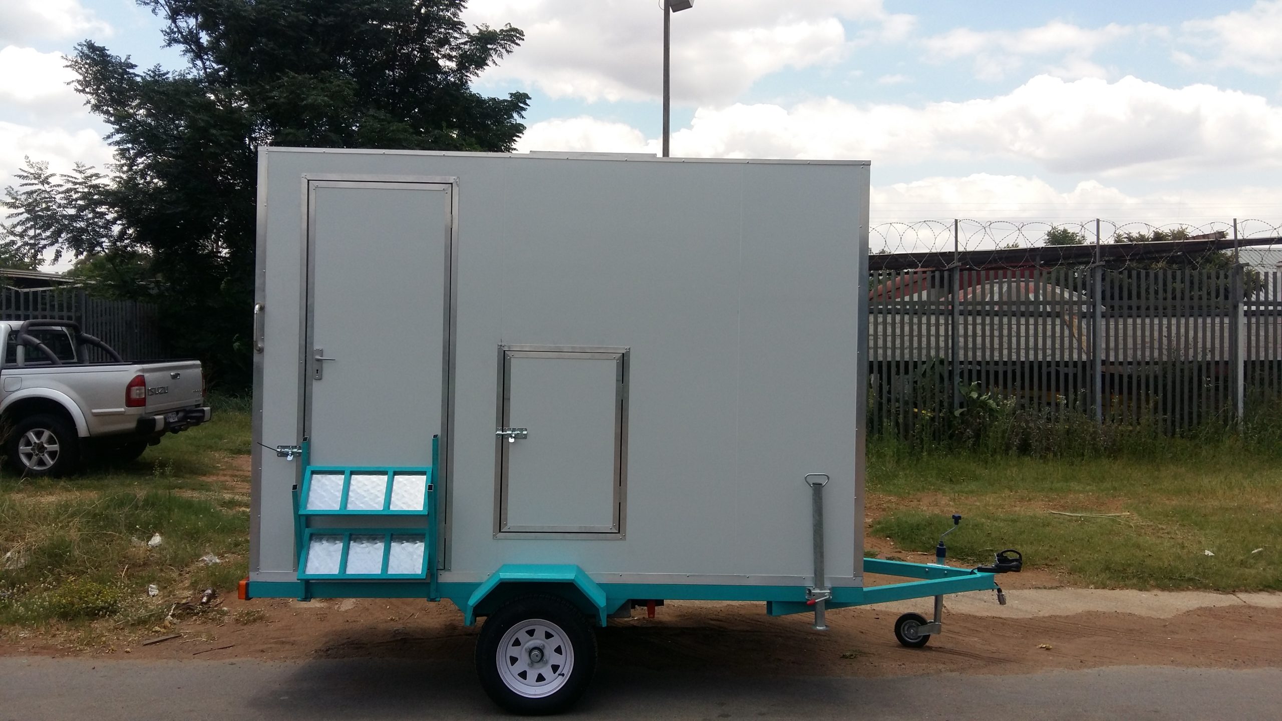 Single Mobile VIP Toilet – VIP Trailers And Coldrooms
